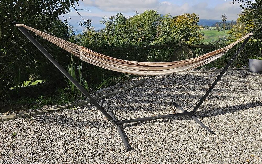Hamac structure metal + toile (D'occasion) à Blonay pour CHF 30 ...