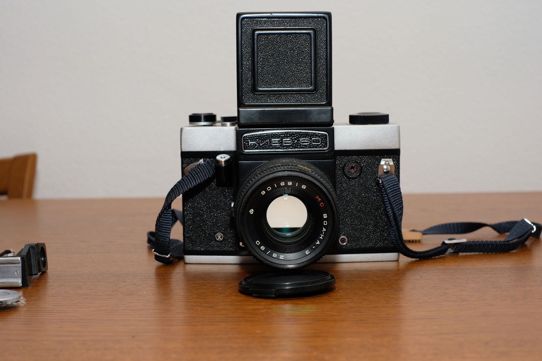 Kiev 60 Medium Format Camera – Vintage Classic (Gebraucht) in Basel für ...