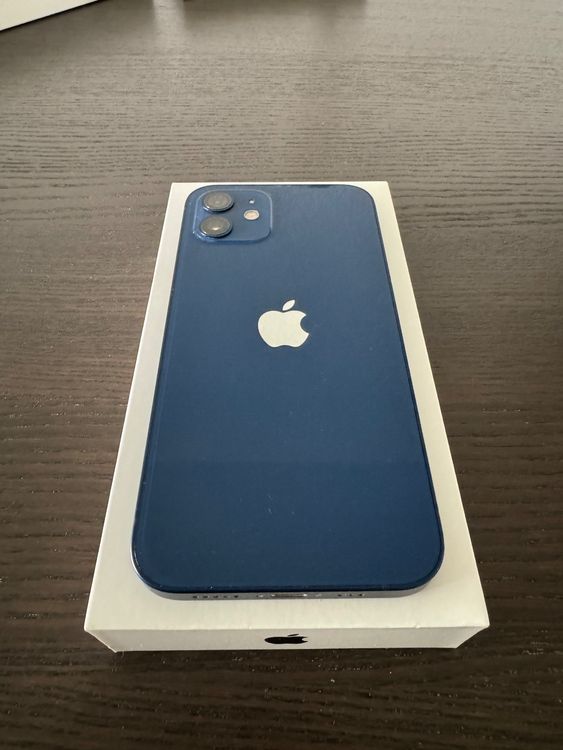 iPhone 12 - Blue - 128GB (D'occasion) à Biel/Bienne pour CHF 400 – avec ...