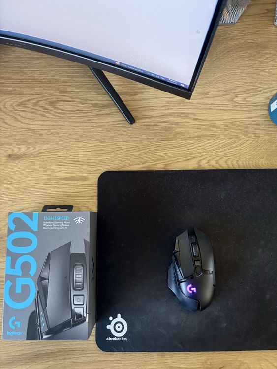 Logitech G502 Lightspeed Wireless Mouse + steelseries pad (Gebraucht ...