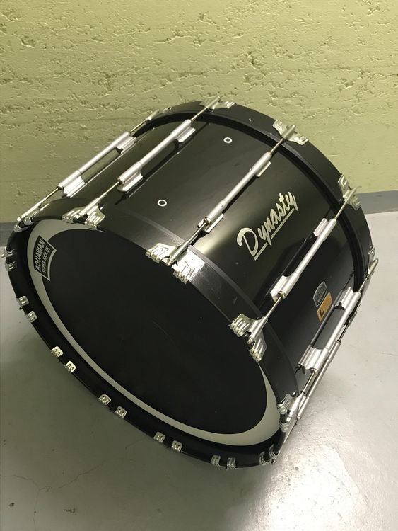 Dynasty Custom Elite 26" x 14" Pauke, Fasnachtspauke (Gebraucht) in ...
