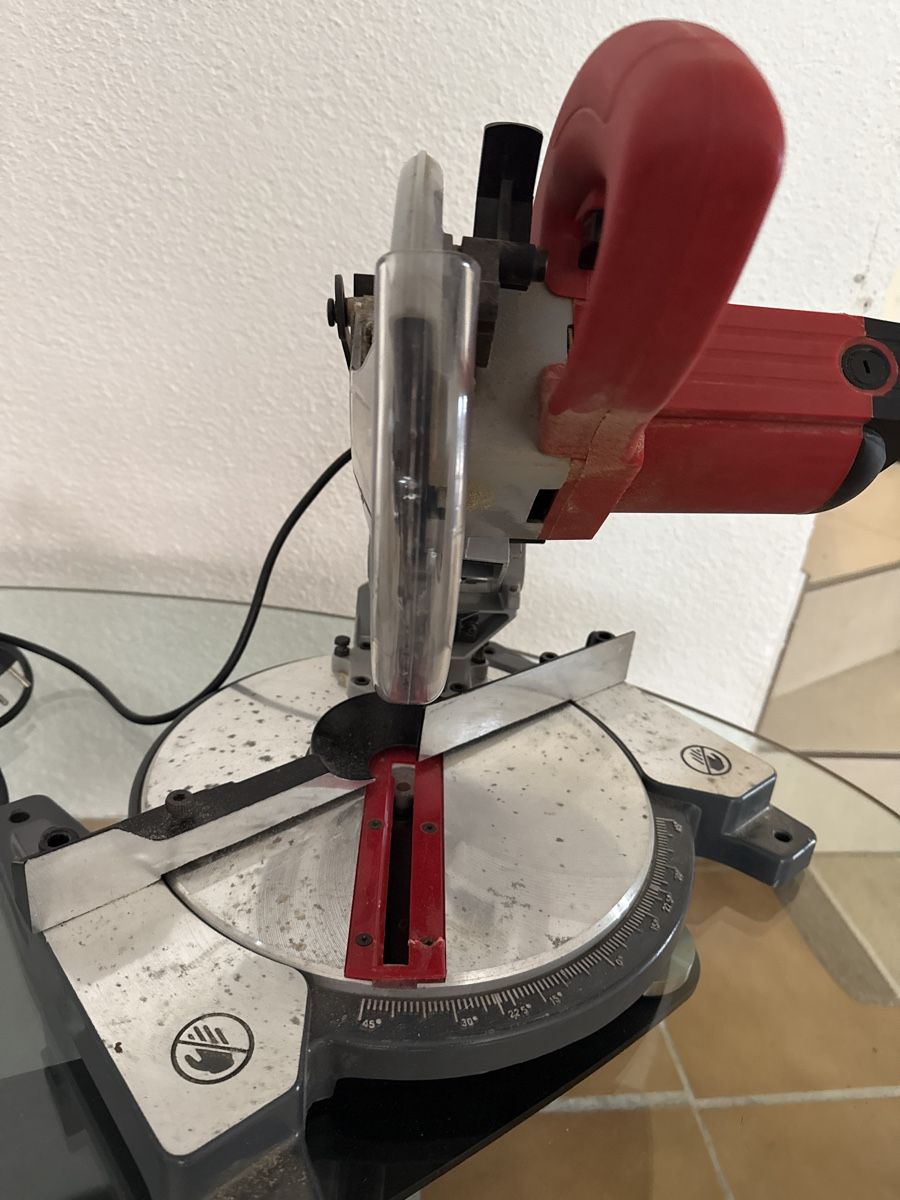 Scie à onglet Matrix MS 1200-210 L/1 – Parfait état (D'occasion) à ...