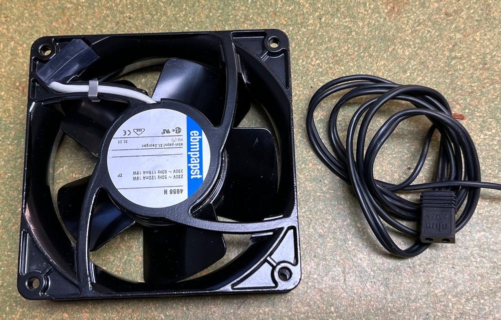Lüfter Ventilator ebmpapst 230V (Gebraucht) in Rudolfstetten für CHF 6 ...