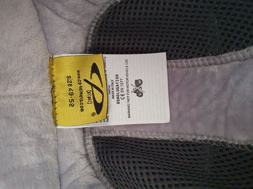 Kinder Skihelm von CP [si:pi:] premium helmets (Gebraucht) in Jaberg für CHF 20 – mit Lieferung ...