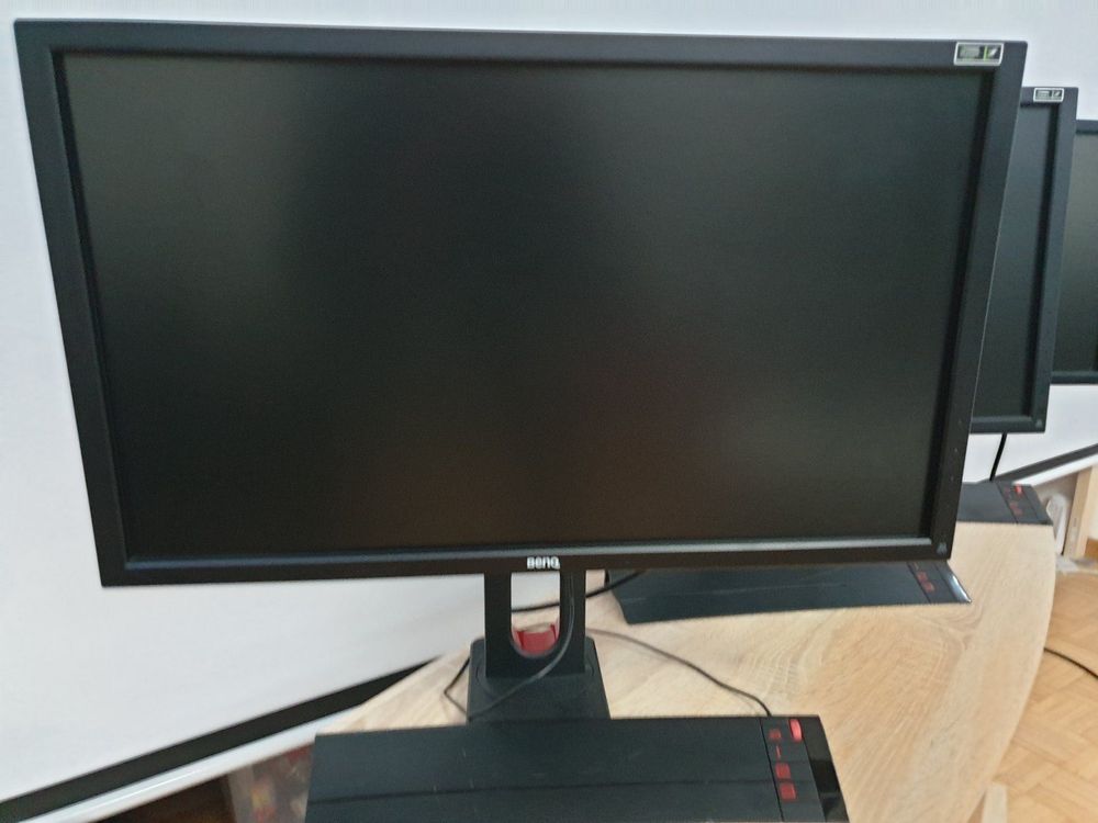 3x BenQ 120Hz. Gaming Monitore (Gebraucht) in Unterägeri für CHF 250 ...