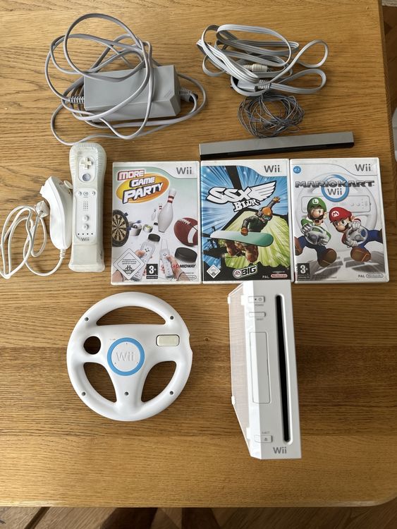 Nintendo Wii Konsole mit 3 Games & Lenkrad - inkl Mario Kart (Gebraucht) in Olten für CHF 40 ...