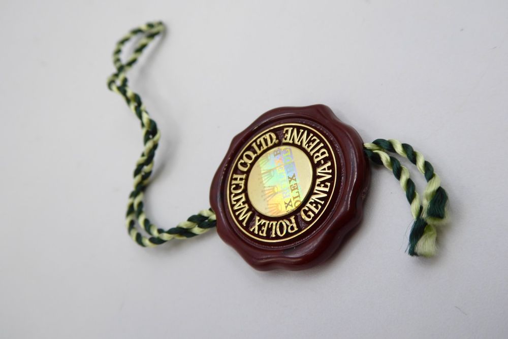 Rolex Red Tag (Neu (gemäss Beschreibung)) in Geneve für CHF 30 – nur ...