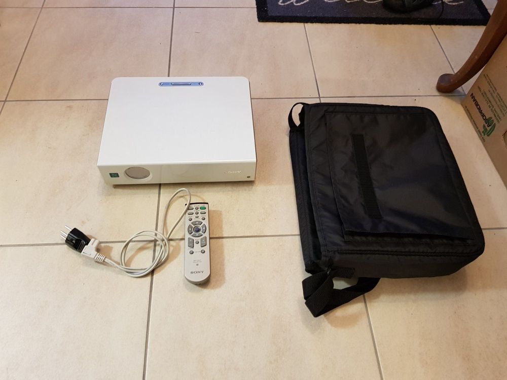 Beamer Sony Data Projector vpl-cs6 | Kaufen auf Ricardo