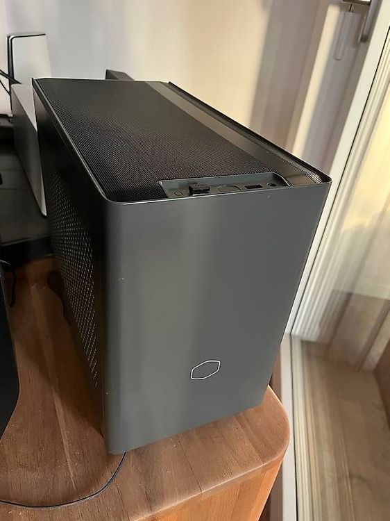 High-End SFF Gaming-PC (RTX 3090 FE, Ryzen 7 5800X3D) (Gebraucht) in ...