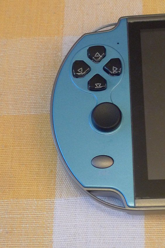 Retro Gaming Handheld Console - 7” screen Emulator Nr.1 (Gebraucht) in ...