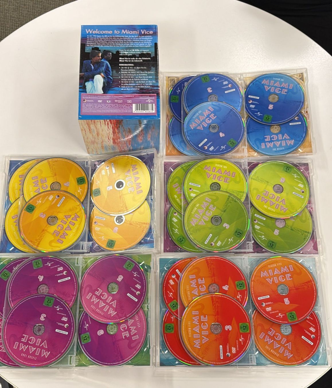 MIAMI VICE - DIE KOMPLETTE SERIE DVD (Gebraucht) in Zürich für CHF 69 ...