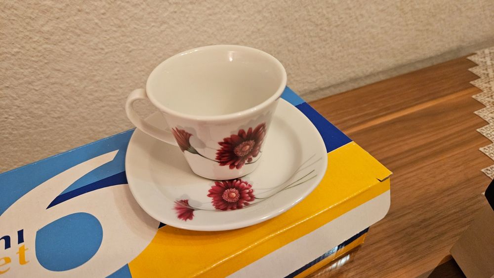 6er Set Espressotassen mit Unterteller in Originalverpackung (Neu und originalverpackt) in Rüti ...