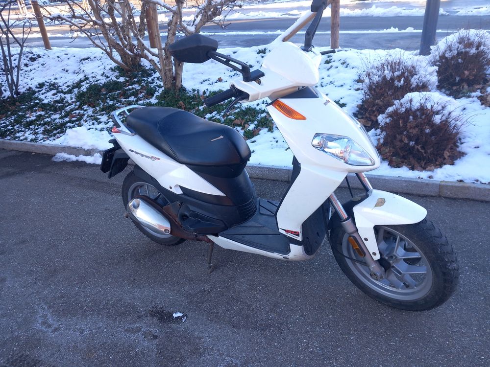 Aprilia 50 Roller (Gebraucht) in Rüti ZH für CHF 210 – nur Abholung auf ...