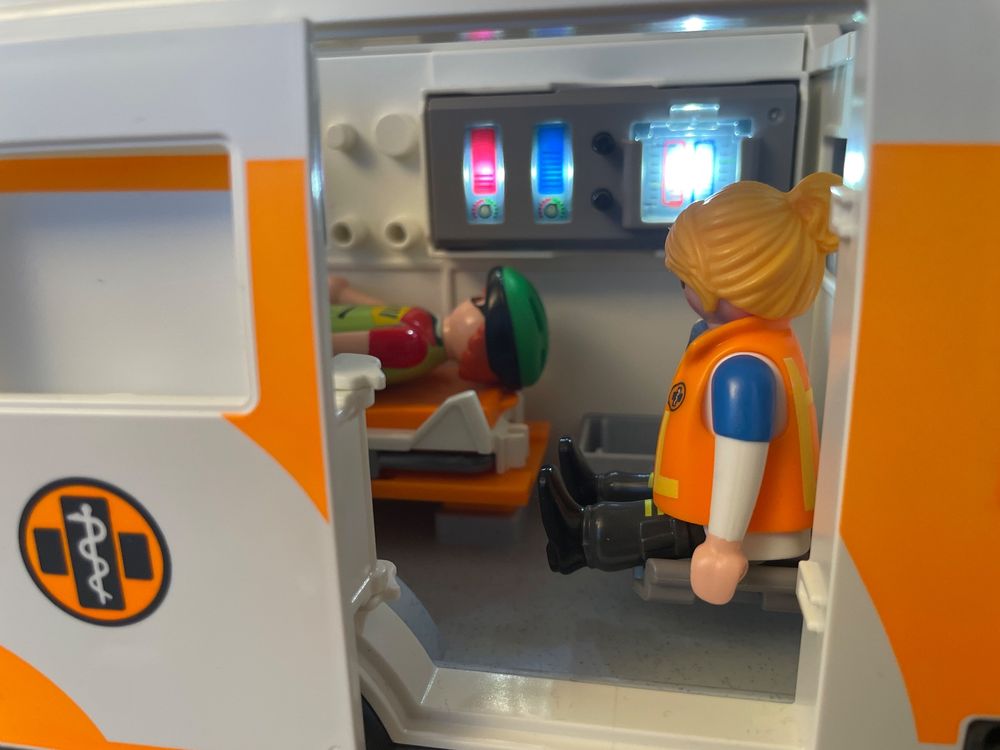 Playmobil Krankenwagen/ Ambulance 70049 (Gebraucht) in Geuensee für CHF 18 – mit Lieferung auf ...