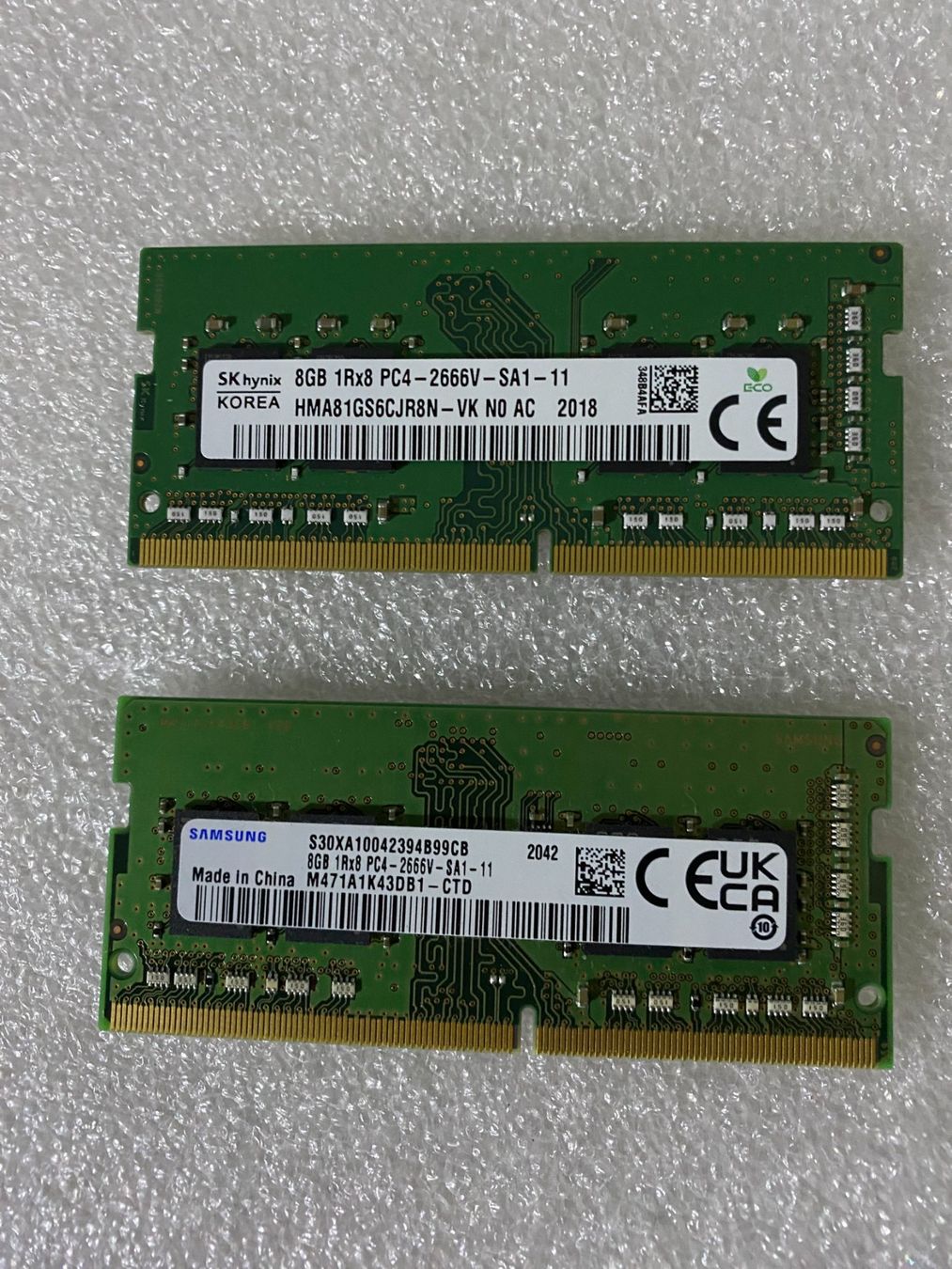 SK Hynix + Samsung Laptop Memory 2 x 8=16GB PC4-2666V MHz (Gebraucht ...