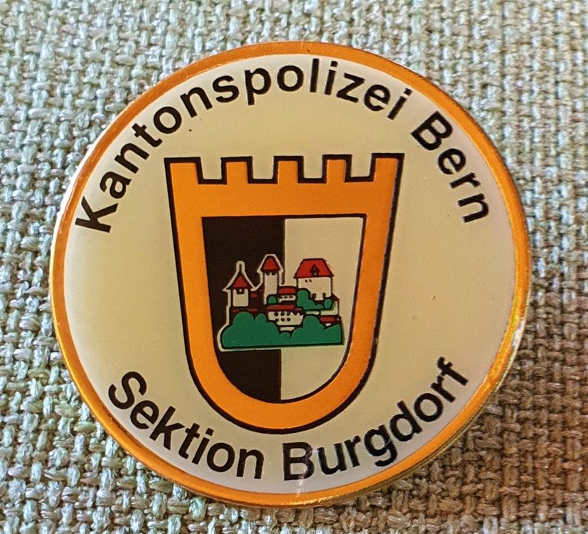 E402 - Pin Kantons Polizei Sek. Burgdorf (Gebraucht) in Reinach BL für CHF 2 – mit Lieferung auf ...