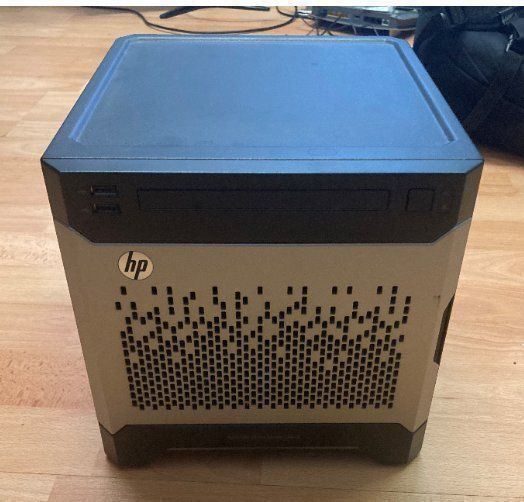 HP ProLiant MicroServer Gen8 E3-1220Lv2 (Gebraucht) in Hombrechtikon ...