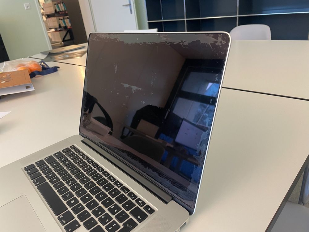 MacBook Pro (Retina, 15', Mitte 2015) | Kaufen auf Ricardo