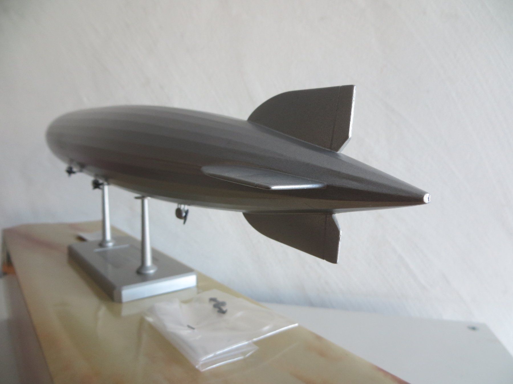Modell Zeppelin D-LZ 127 "Graf Zeppelin", 49 cm, mit OVP (Gebraucht) in ...