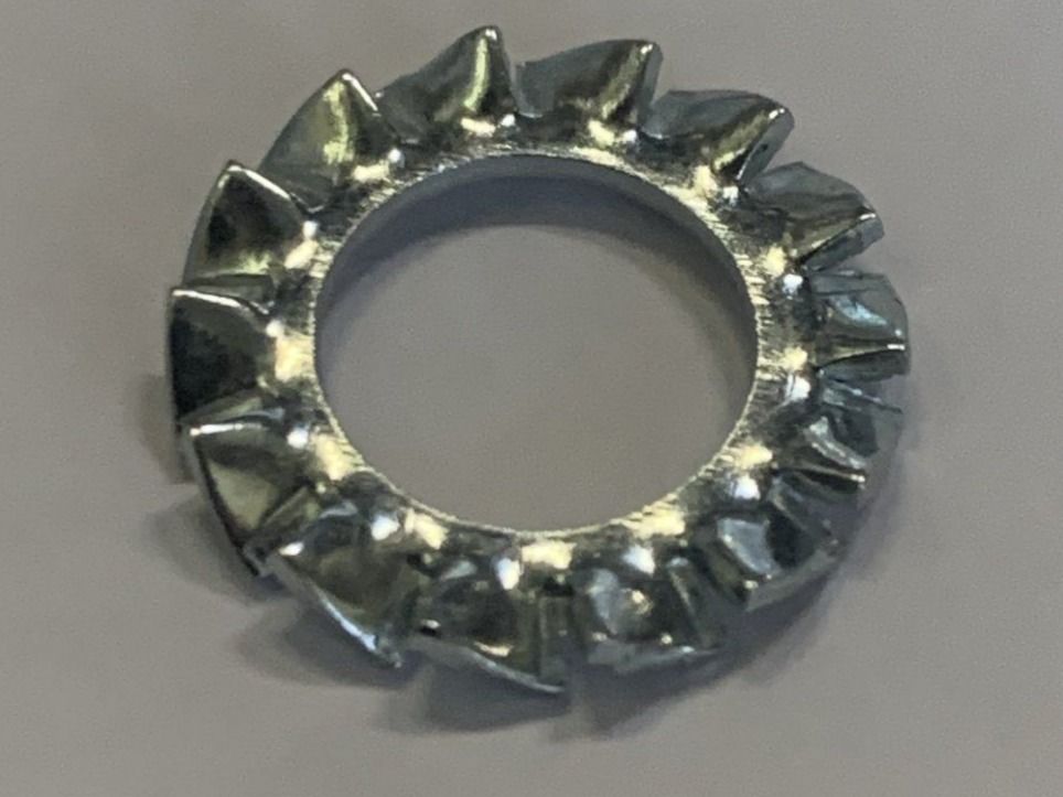 100 x M8 Fächerscheibe mit Aussenzahnung von Küwi AG (Neu (gemäss ...