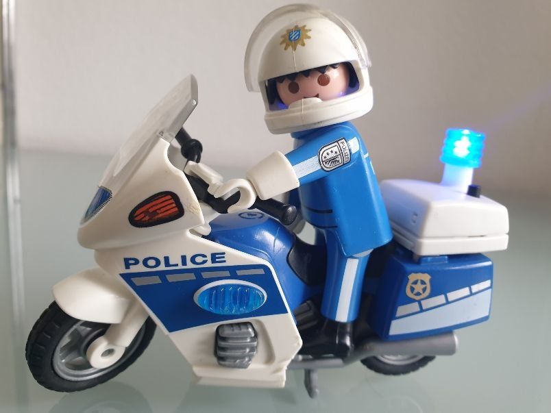 PLAYMOBIL City Action - Motorradstreife mit LED-Blinklicht | Kaufen auf Ricardo