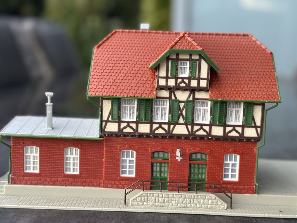 Faller Bahnhof mit 4 Zusatzgebäuden | Kaufen auf Ricardo