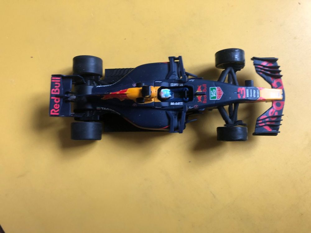 Carrera 30818 - Red Bull Racing F1 RB13 - Max Verstappen (Gebraucht) in ...