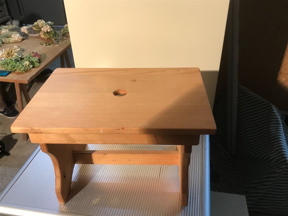 Holz-Schemel (Gebraucht) in Grenchen für CHF 8 – nur Abholung auf ...