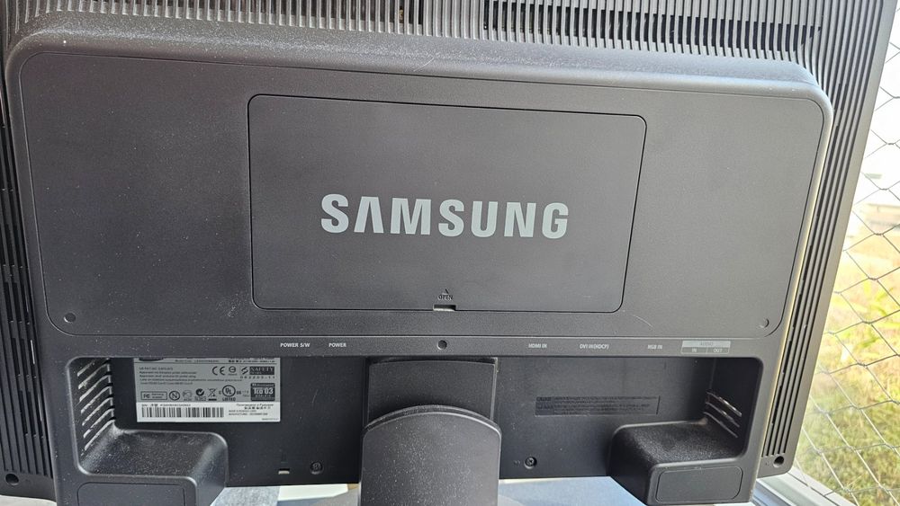 Samsung SyncMaster 2494HS Widescreen TFT Monitor | Kaufen auf Ricardo