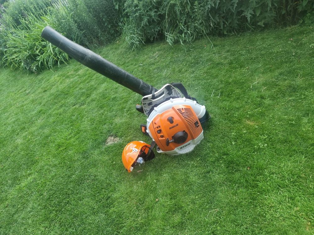 Stihl BR 600 MAGNUM Mit neue helm | Kaufen auf Ricardo