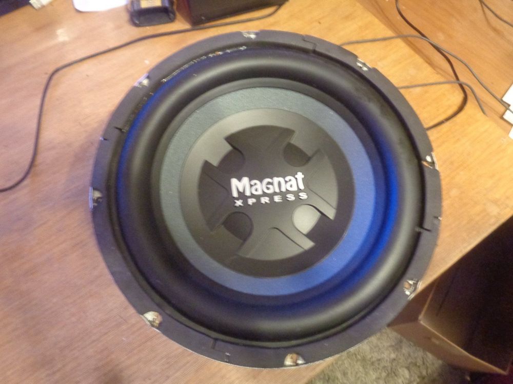 Magnat Xpress 10" Woofer 22-1500 Hertz 150/300 Watt neuwert. | Kaufen ...