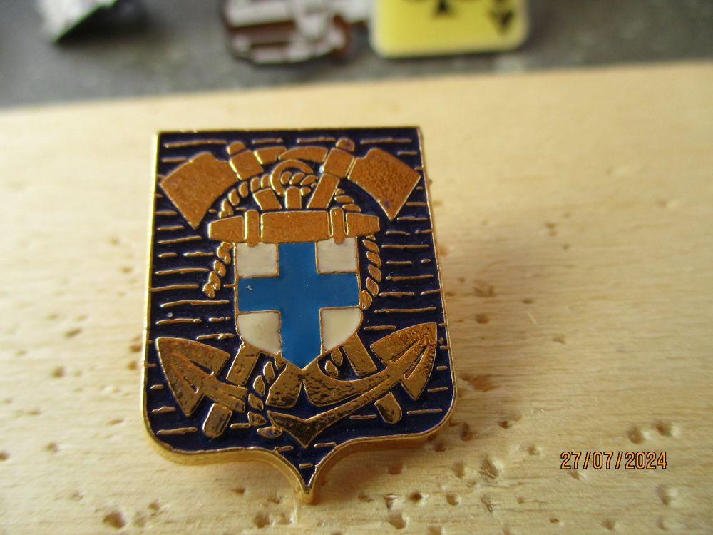 Feuerwehr Pin ???? (Neu (gemäss Beschreibung)) in Felsberg für CHF 2.1 ...