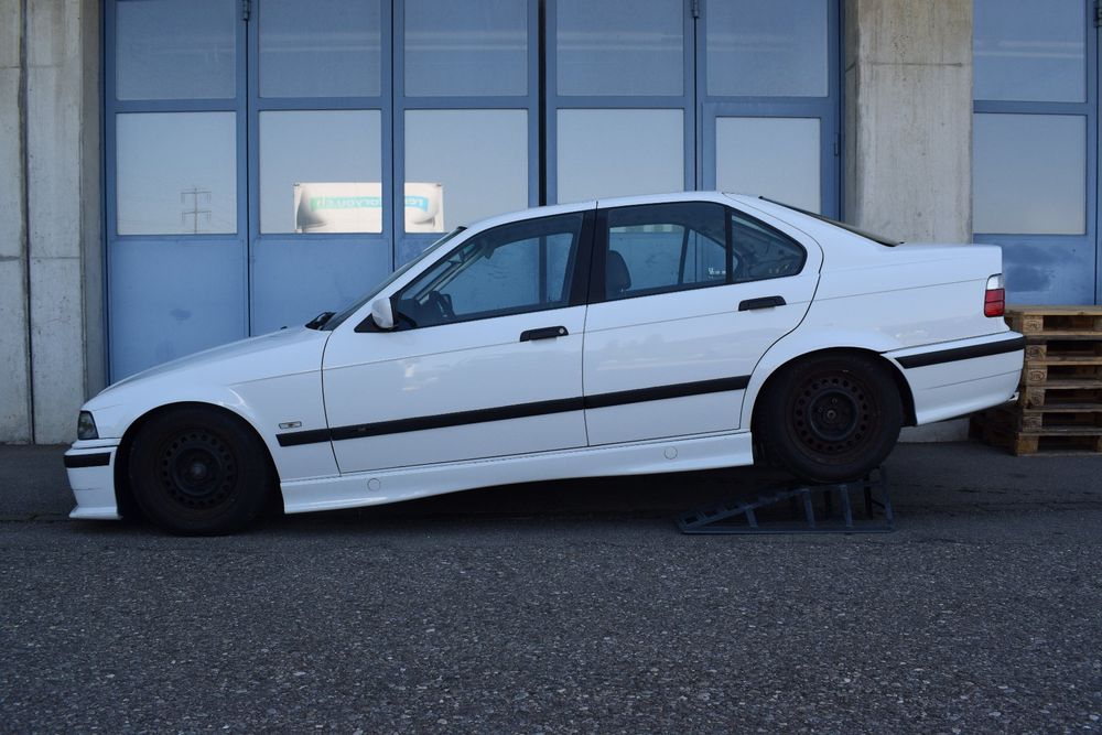 BMW E36 323i Limo Alpinaweiss III *CLASSIC* (Gebraucht) in Rossrüti für ...