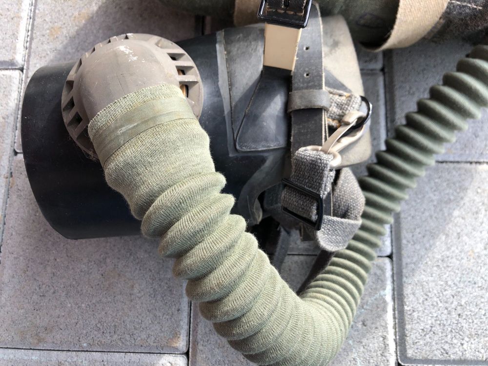 Pferde Gasmaske Kavallerie CH Armee (Gebraucht) in für CHF 92 – mit ...