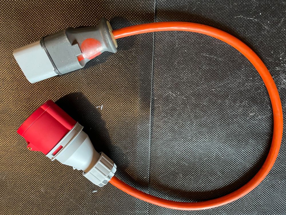 Übergangskabel Adapter J15/4 auf CEE16/5 | Kaufen auf Ricardo