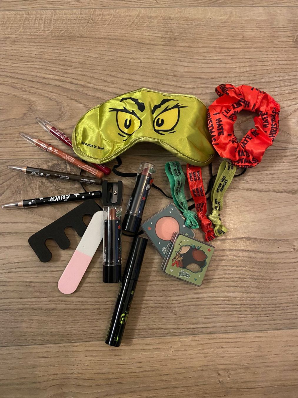 Grinch Beauty Packet (Neu (gemäss Beschreibung)) in Ried b. Kerzers für ...