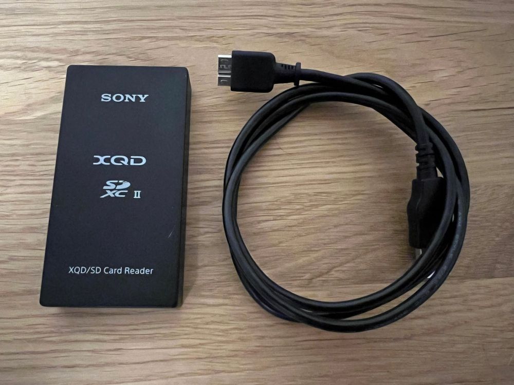 Sony XQD/SD Card Reader | Kaufen auf Ricardo