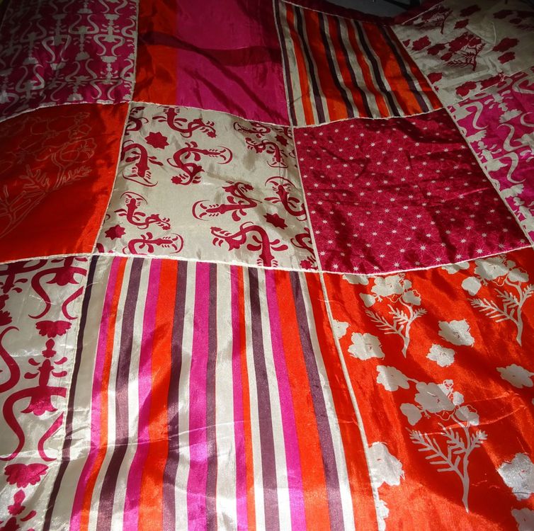 SCHÖNE DECKE SATIN PATCH-WORK OPTIK 120 X 120 CM | Kaufen auf Ricardo