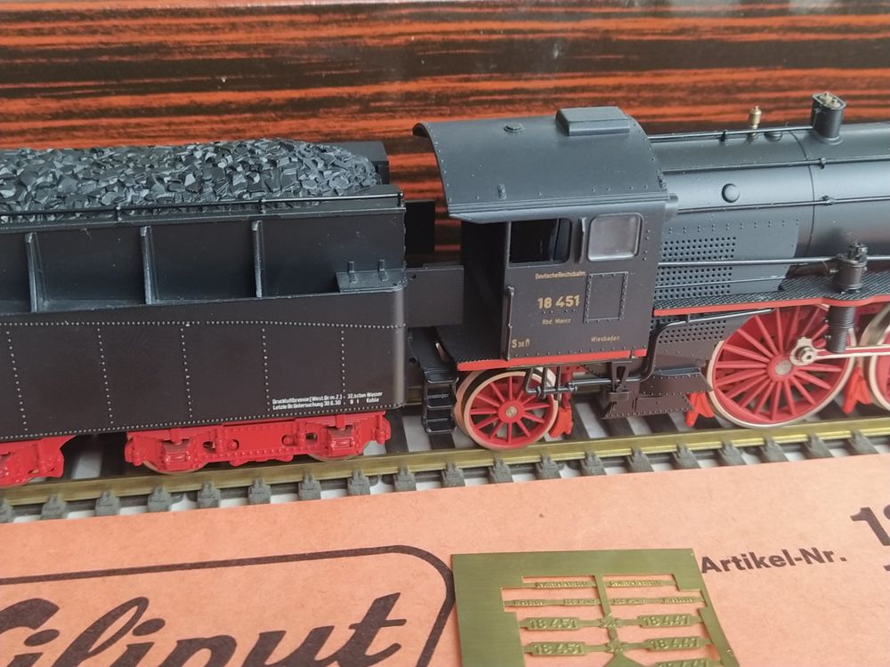 Liliput 1802 H0 DC Dampflok BR 18 451 der DB, OVP (Defekt) in Basel für CHF 50 – mit Lieferung ...