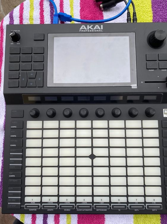 Akai Force - Standalone - 512 MB SSD | Kaufen auf Ricardo