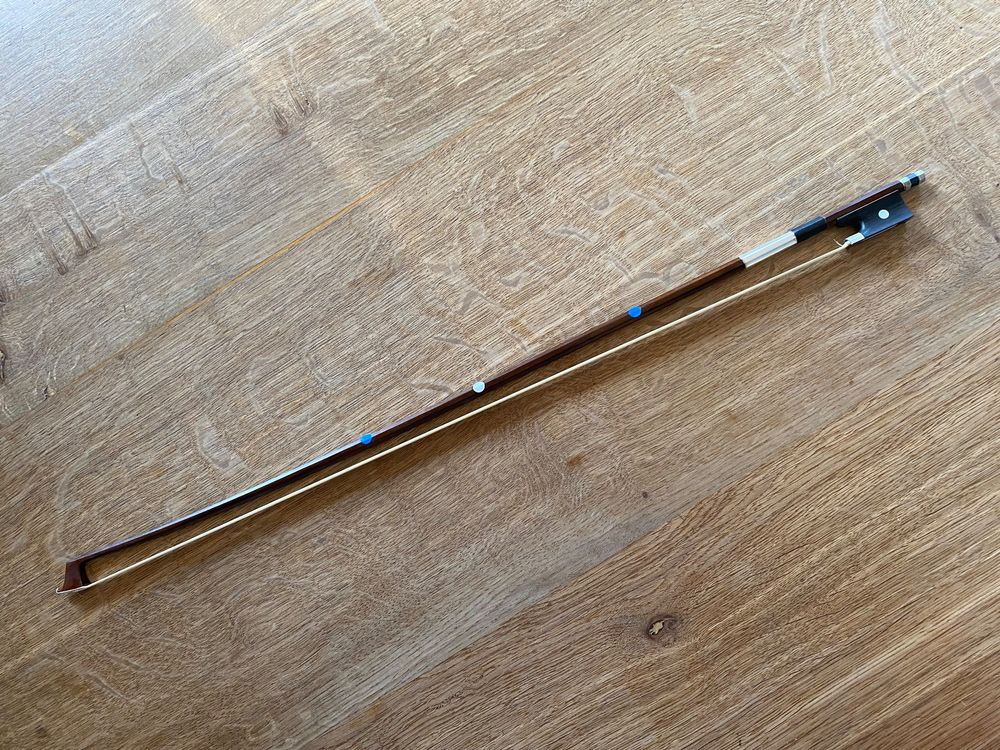 Geigenbogen für 1/2 Geige (Gebraucht) in Müllheim Dorf für CHF 20 – nur ...