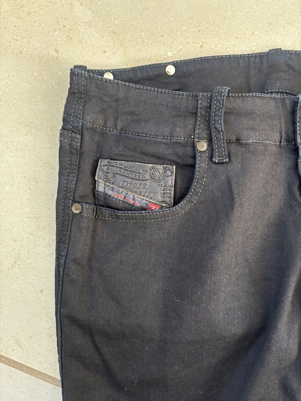 Diesel Jeans, schwarz, Grösse 29, top Zustand! Selten! (Gebraucht) in ...