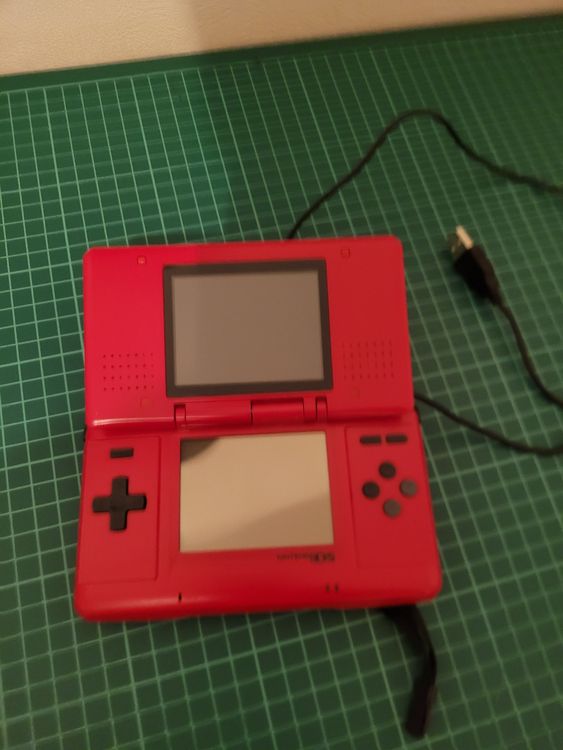 Red Nintendo DS - Great Condition! Nostalgic Fun 😎🎮Red (Gebraucht) in ...