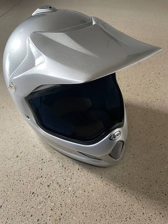 Helm (Gebraucht) in Winterthur für CHF 100 – nur Abholung auf Ricardo ...