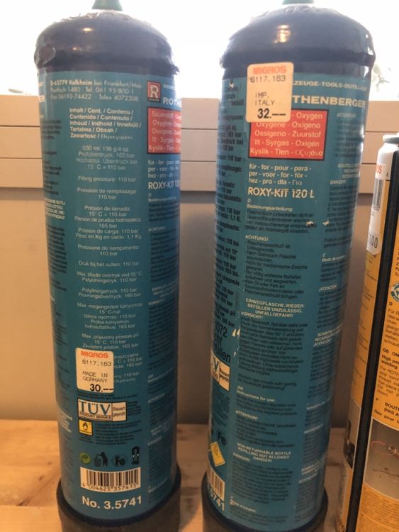 Diverse Gasflaschen (Sauerstoff, Multigas 300) (Gebraucht) in Bern für ...