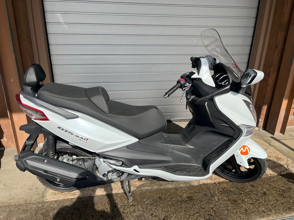 SYM GTS 300i ABS | Kaufen auf Ricardo
