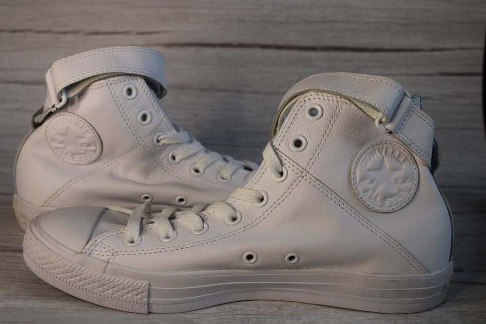 Converses (Gebraucht) in Essertines-Rolle für CHF 40 – mit Lieferung ...