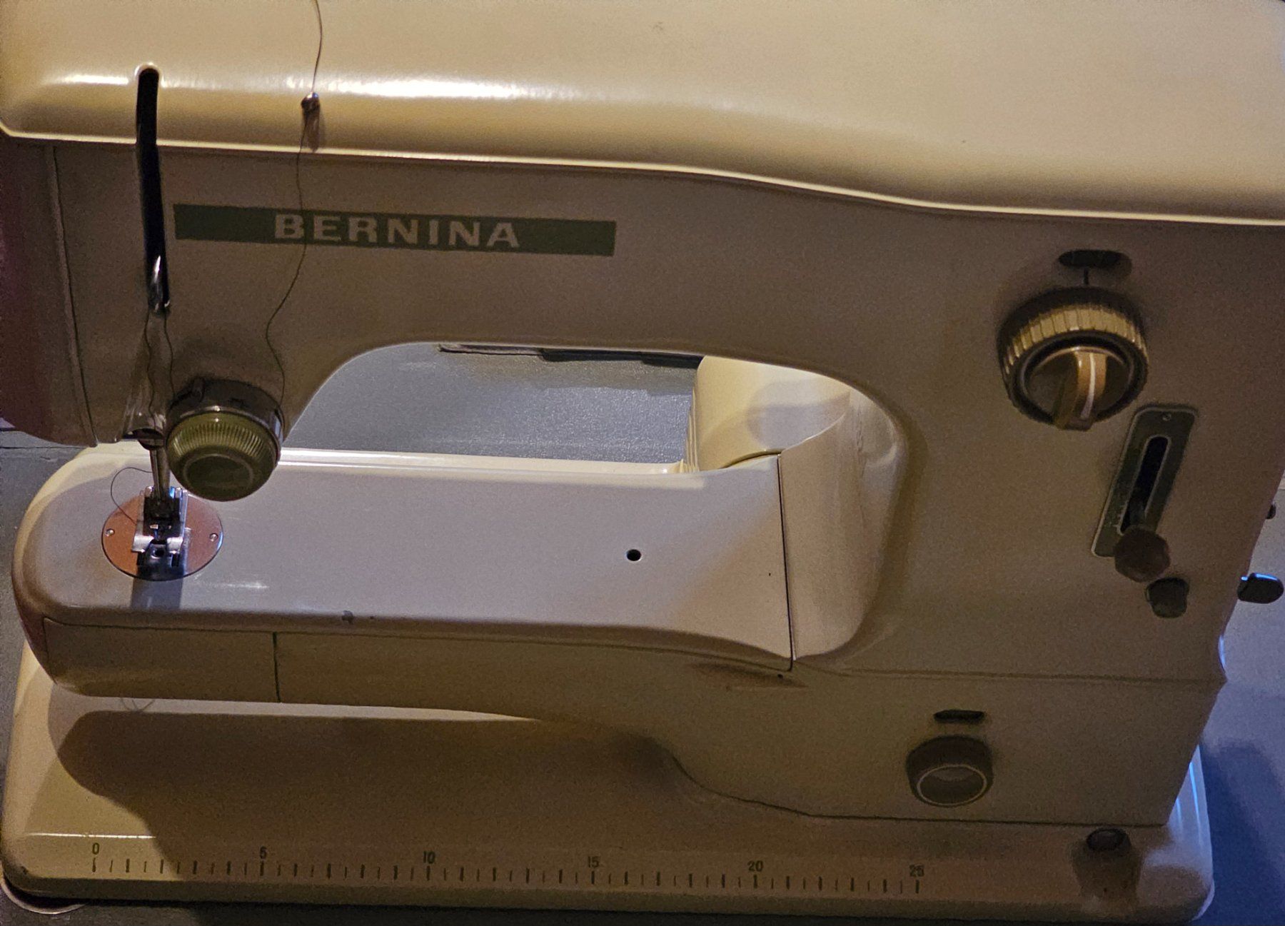 Bernina Nähmaschine (Gebraucht) in Pfyn für CHF 1 – nur Abholung auf ...