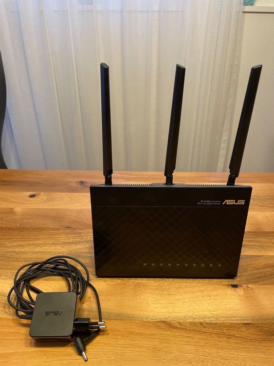 Asus WLAN Router RT-AC68U Dual Band 802.11c Gigabit Router (Gebraucht ...