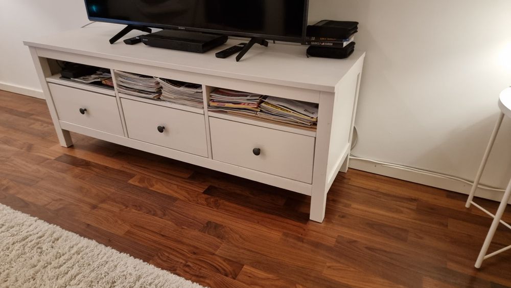Hemnes Tv Bank Weiß Gebeizt 148x47x57 Cm Ikea Kaufen Auf Ricardo